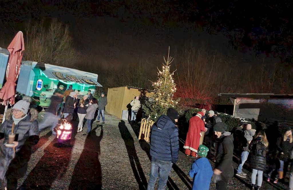 Der Nikolaus kam nach Lochtum